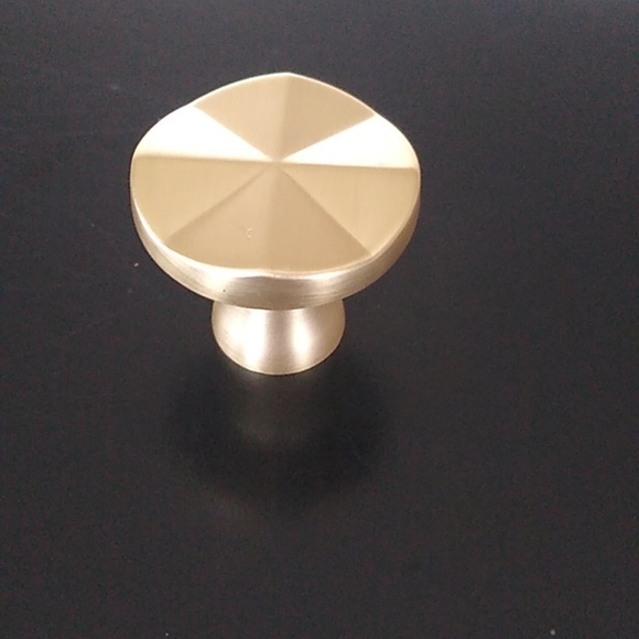 Other | Brushed Gold Knobs Cabinet Pulls Set Of 11 Metal New | Poshmark